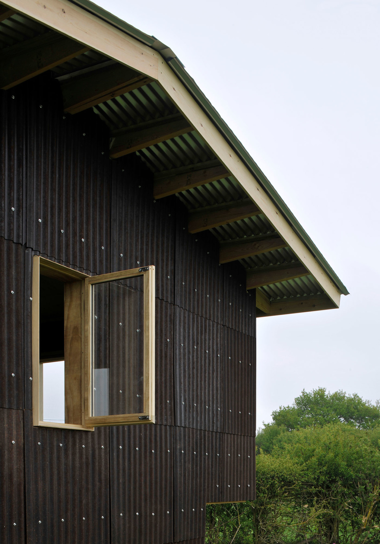 Material Cultures — Stilt House, 2019