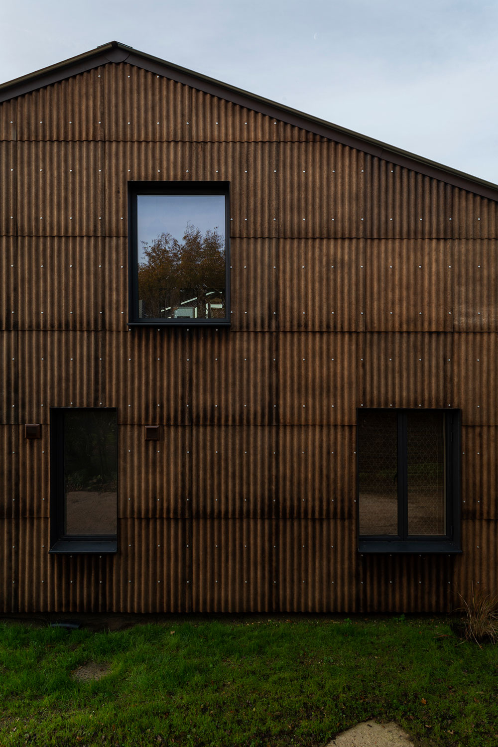 Material Cultures — Flat House, 2020