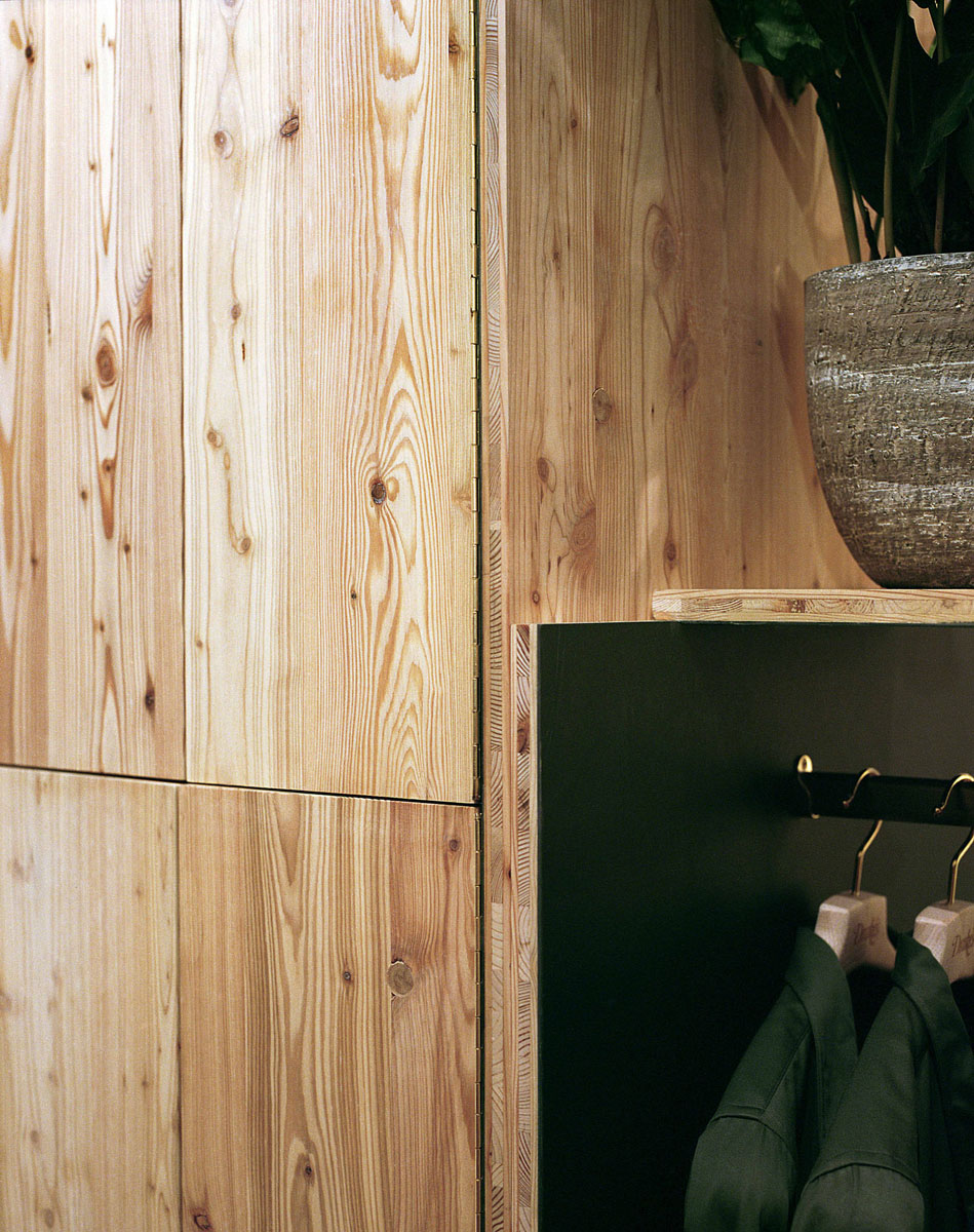 Material Cultures — Drake’s Flagship, 2019