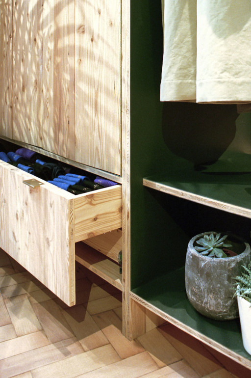 Material Cultures — Drake’s Flagship, 2019