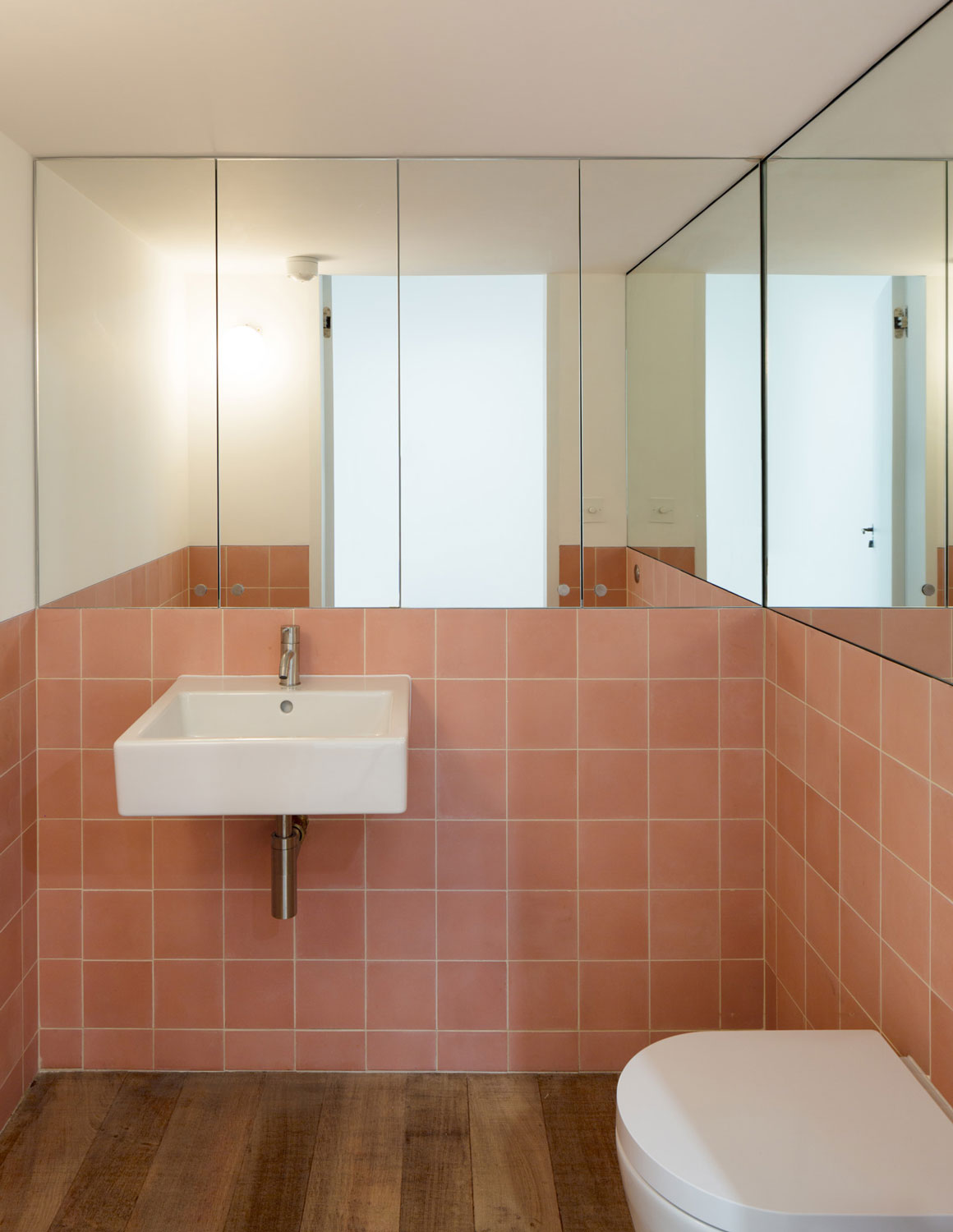 Material Cultures — Sadie Coles Gallery, 2021